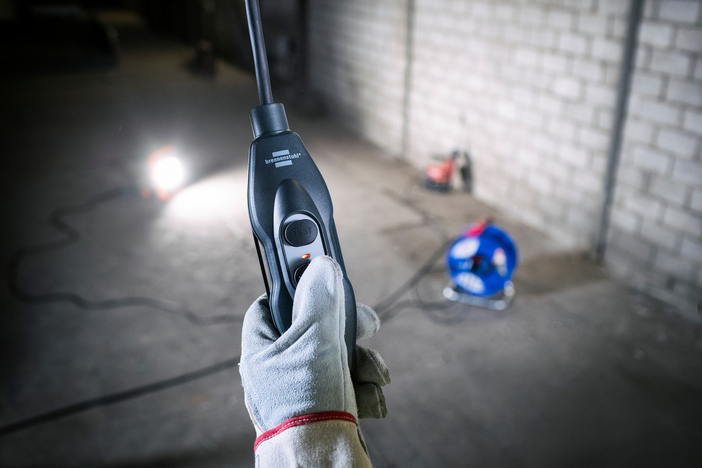 Brennenstuhl PRCD-S ADVANCED 16A in-Line RCD protection circuit-breaker ...